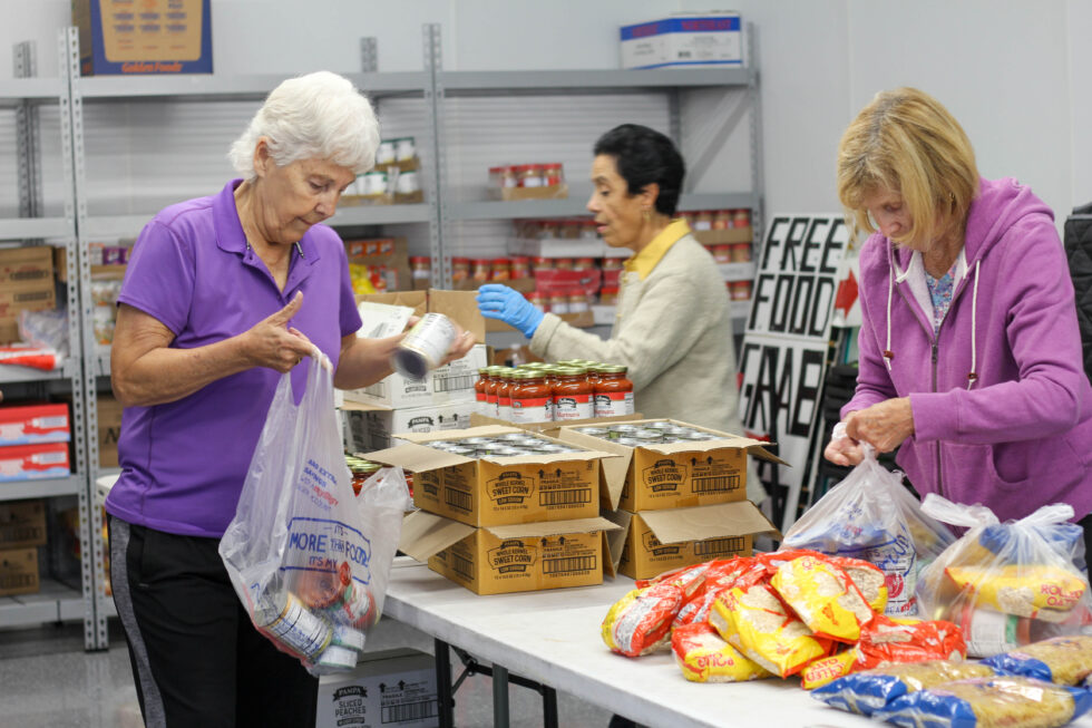 Volunteer | YMCA SOUTHCOAST